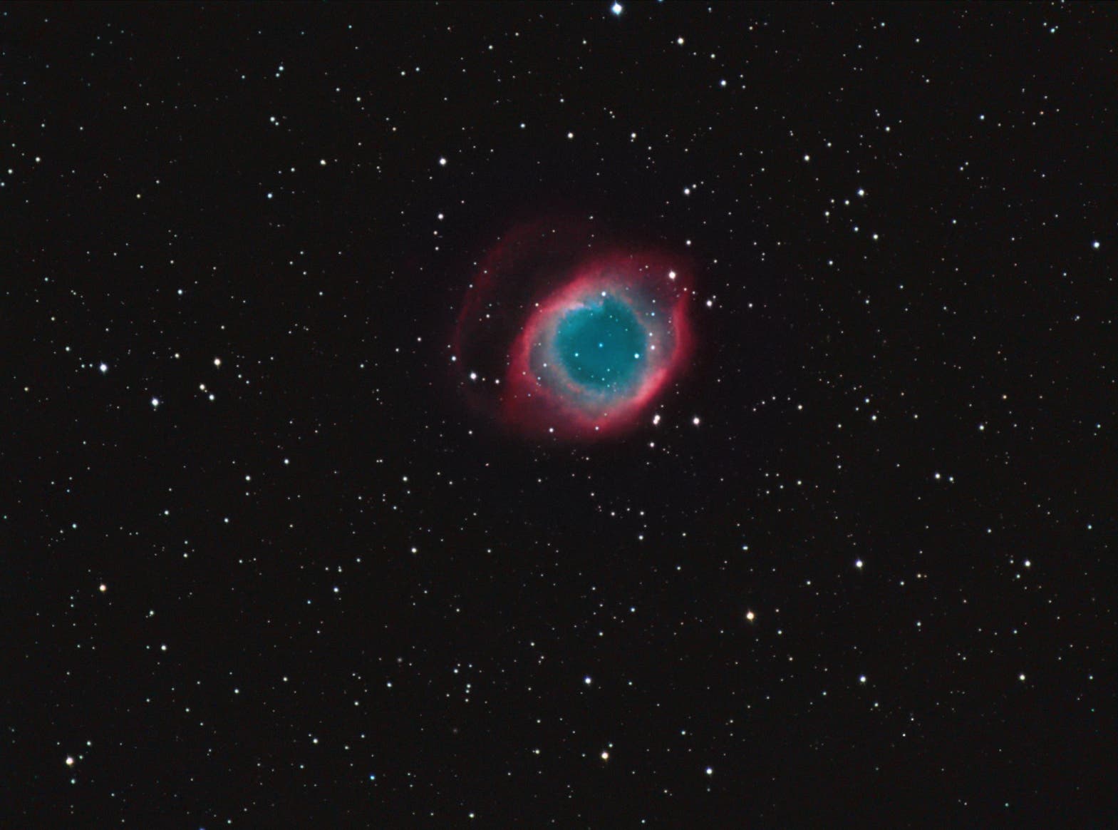 NGC 7293, Helixnebel - Spektrum der Wissenschaft