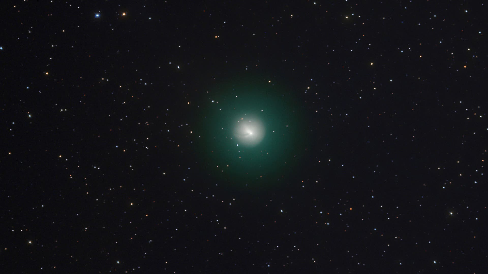 12P/Pons-Brooks dehnt sich aus - Spektrum der Wissenschaft