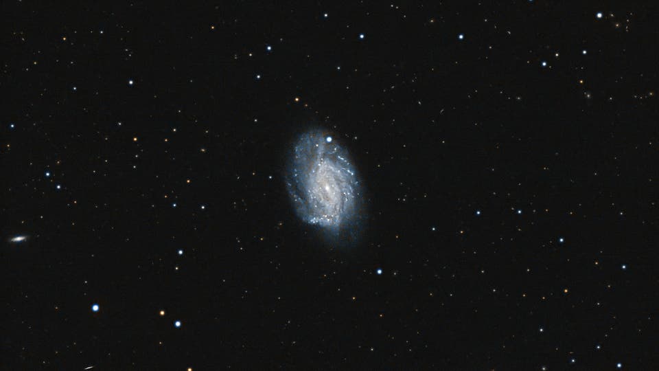 NGC 7326 - Im Großen Bären - Spektrum der Wissenschaft