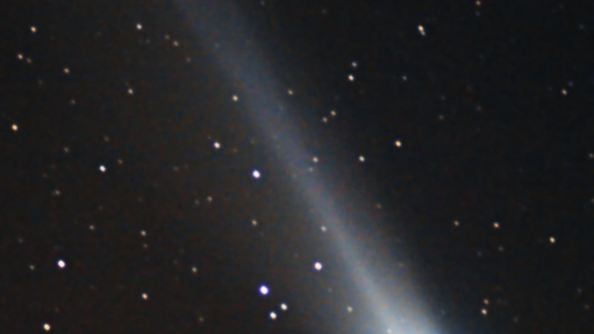 Komet C/2013 R1 (Lovejoy) - Spektrum der Wissenschaft