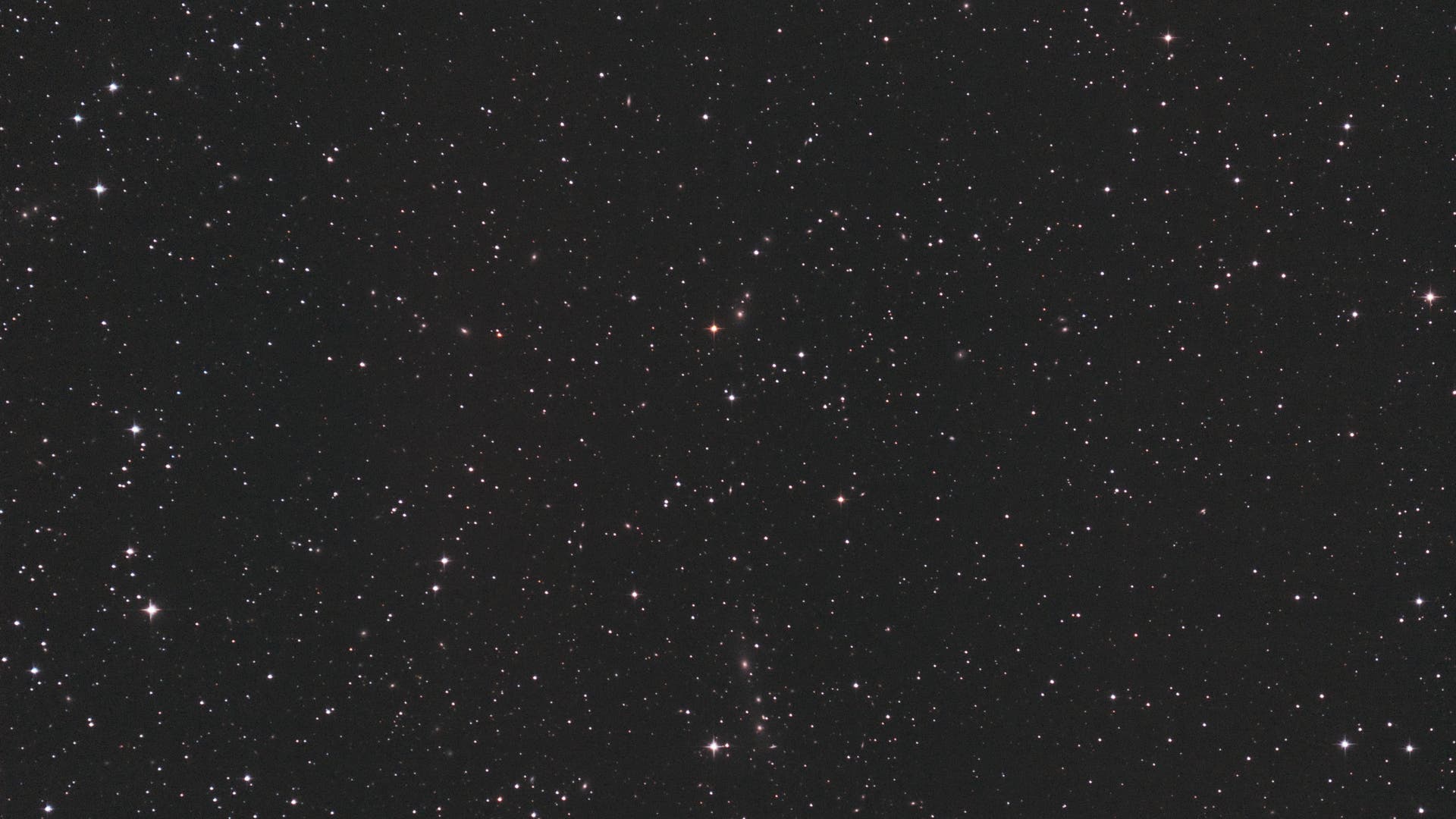 Abell 2147 - Spektrum der Wissenschaft