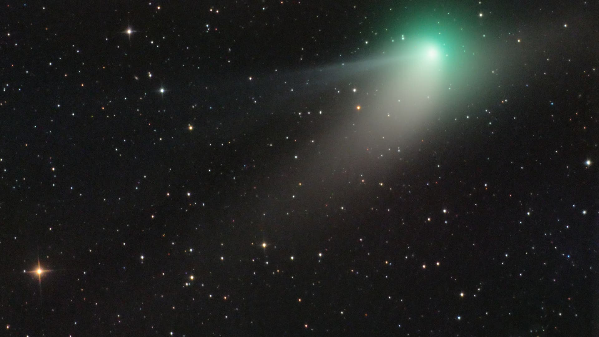 Comet C/2022 E3 (ZTF) - Spektrum der Wissenschaft