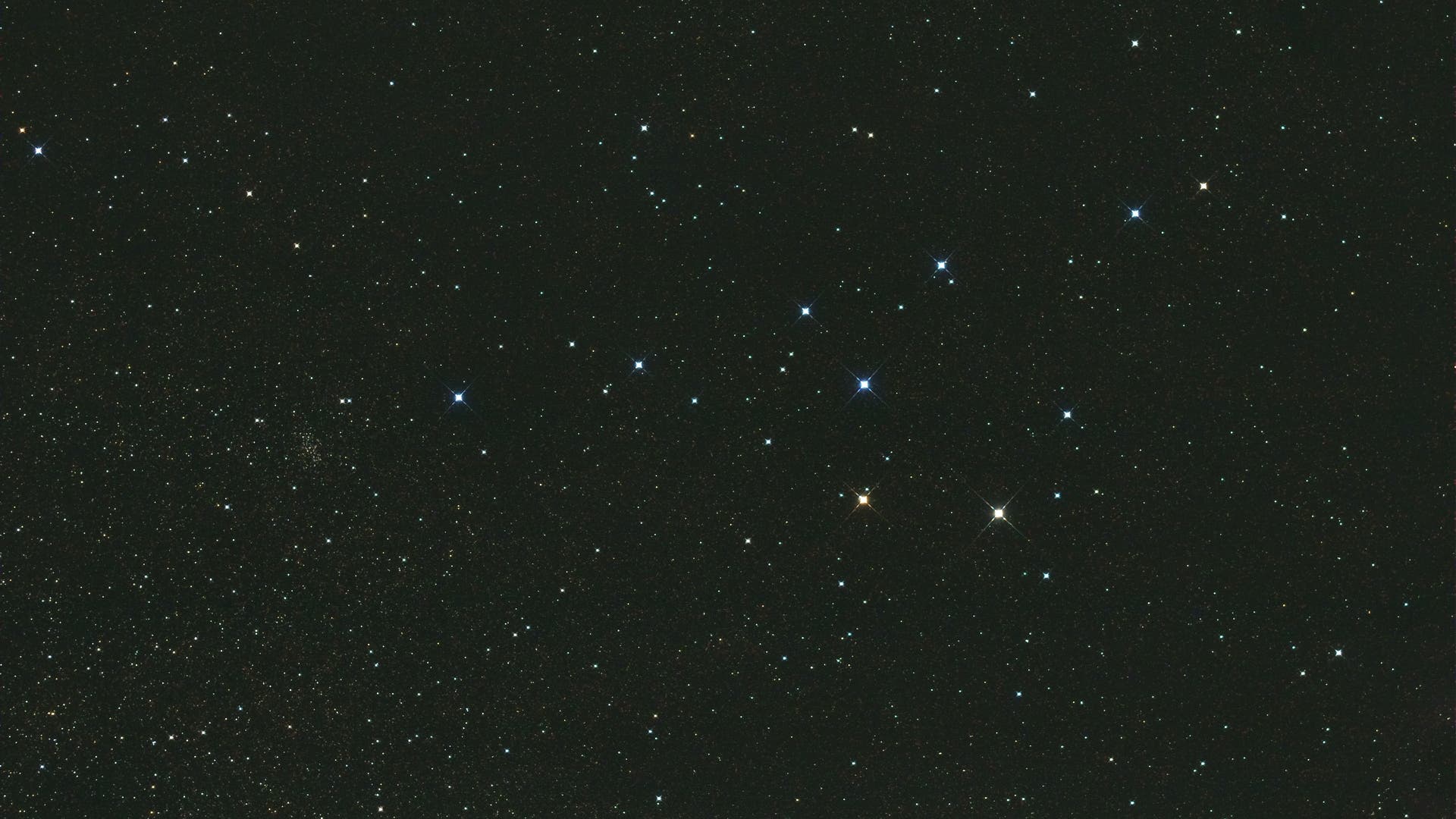 NGC 6802 am Kleiderbügel - Spektrum der Wissenschaft