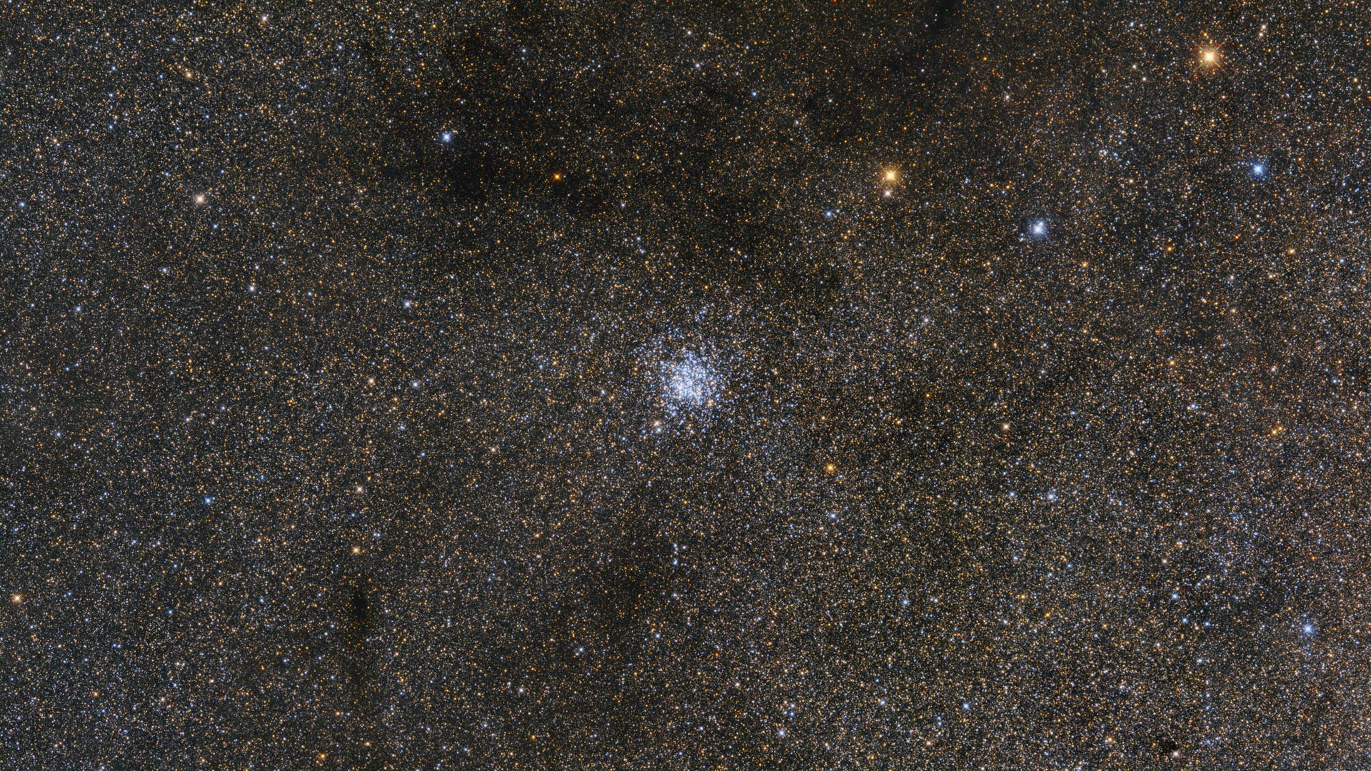Messier 11 closeup - Spektrum der Wissenschaft