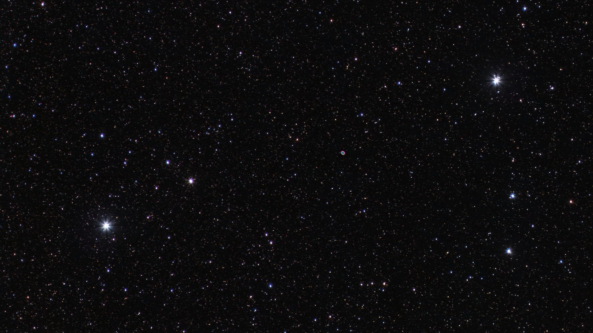 M 57 zwischen Sulafat und Sheliak - Spektrum der Wissenschaft