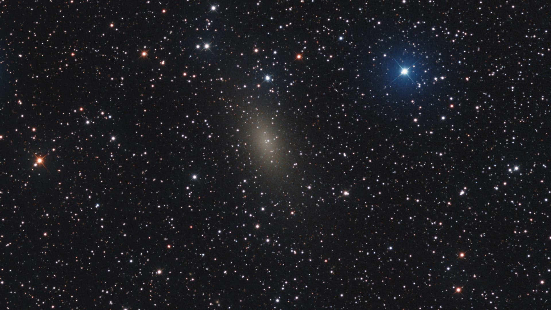 NGC 147 - Spektrum der Wissenschaft