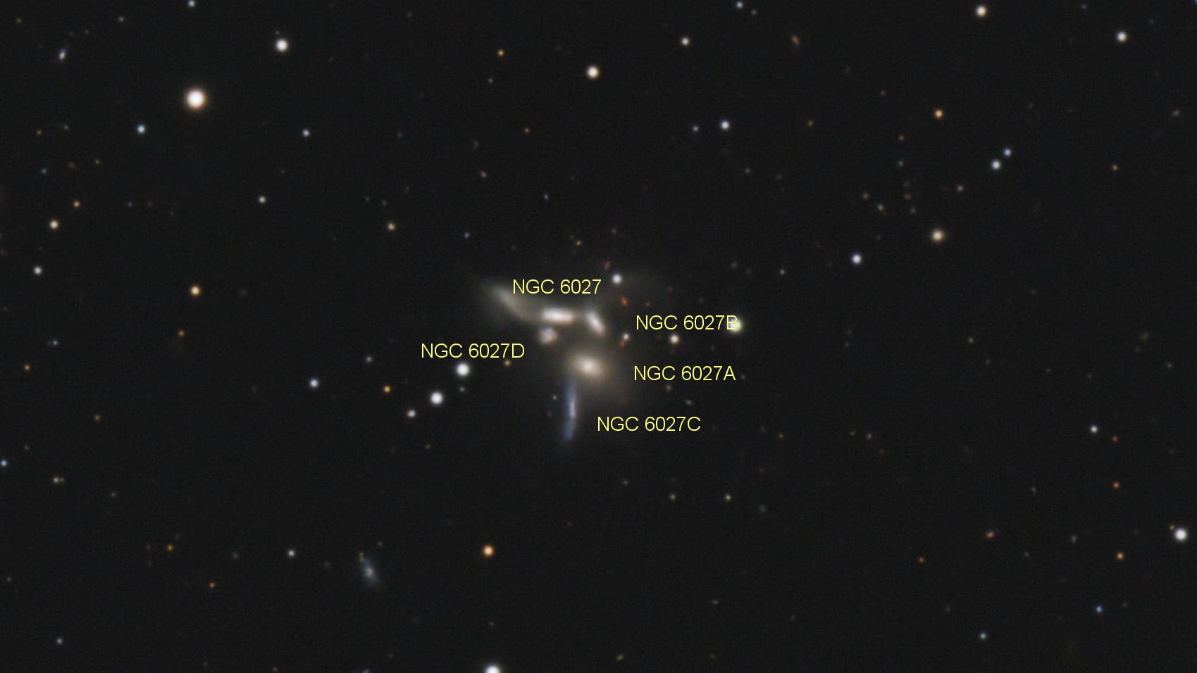 NGC 6027 (Seyferts Sextett) Objekte - Spektrum der Wissenschaft