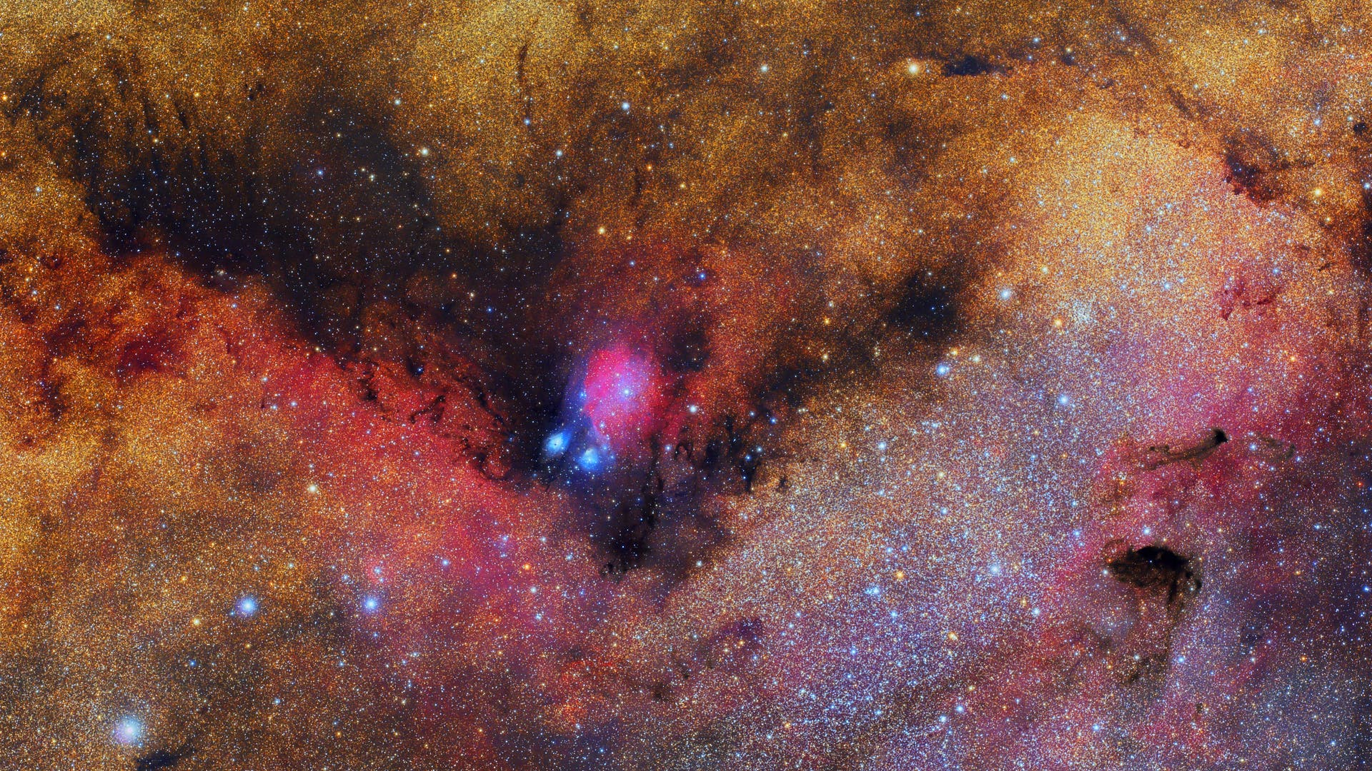 NGC 6589 und 6590 - Spektrum der Wissenschaft