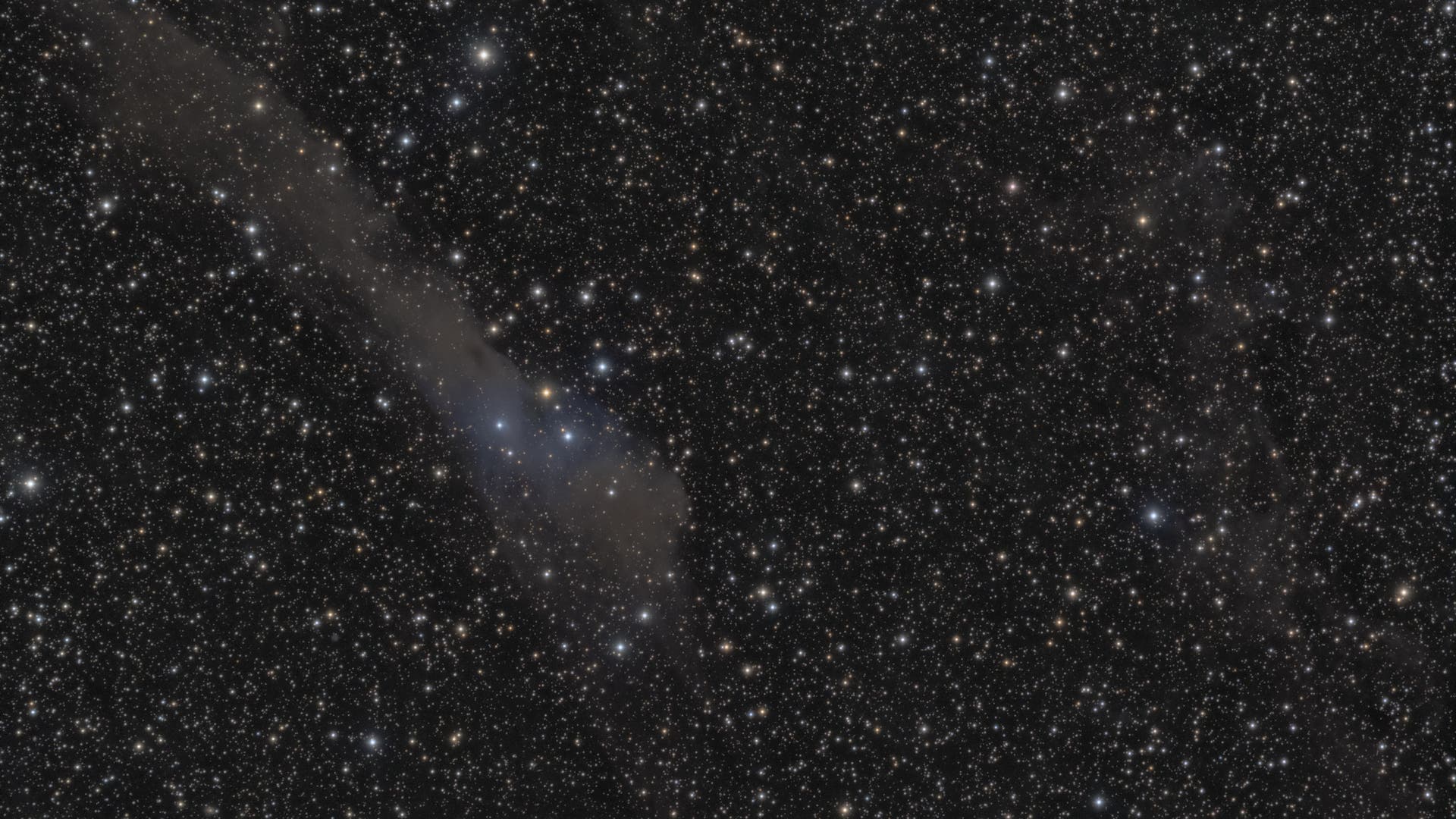 vdB 158 und Dunkelnebel - Spektrum der Wissenschaft