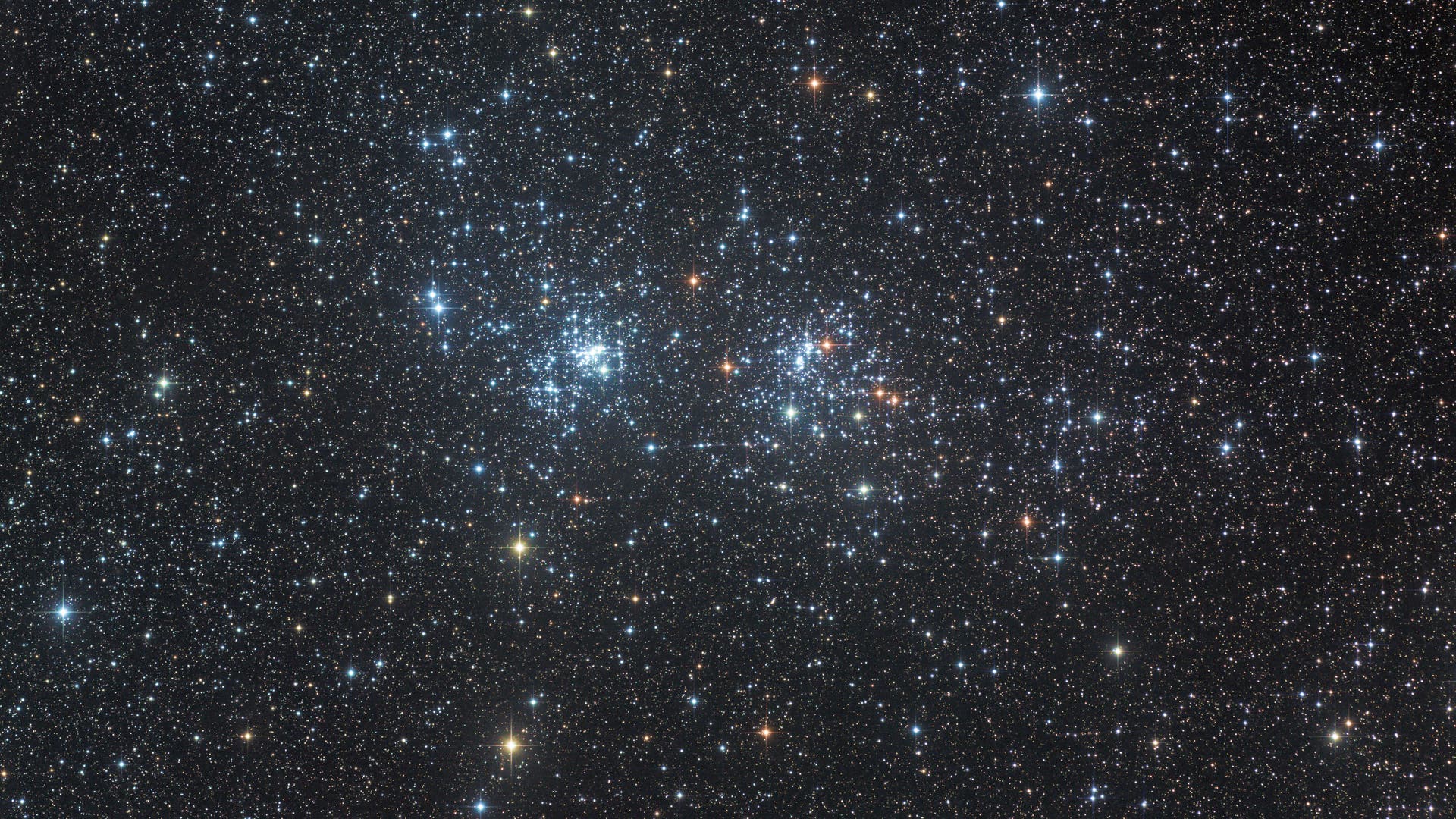 Doppelsternhaufen h und χ Persei - Spektrum der Wissenschaft