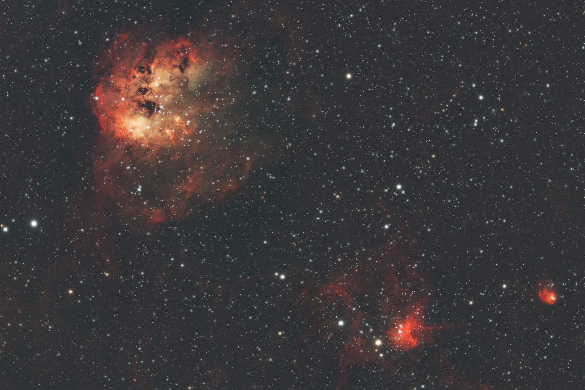 IC 410, IC 417, and NGC 1931 - Spektrum der Wissenschaft
