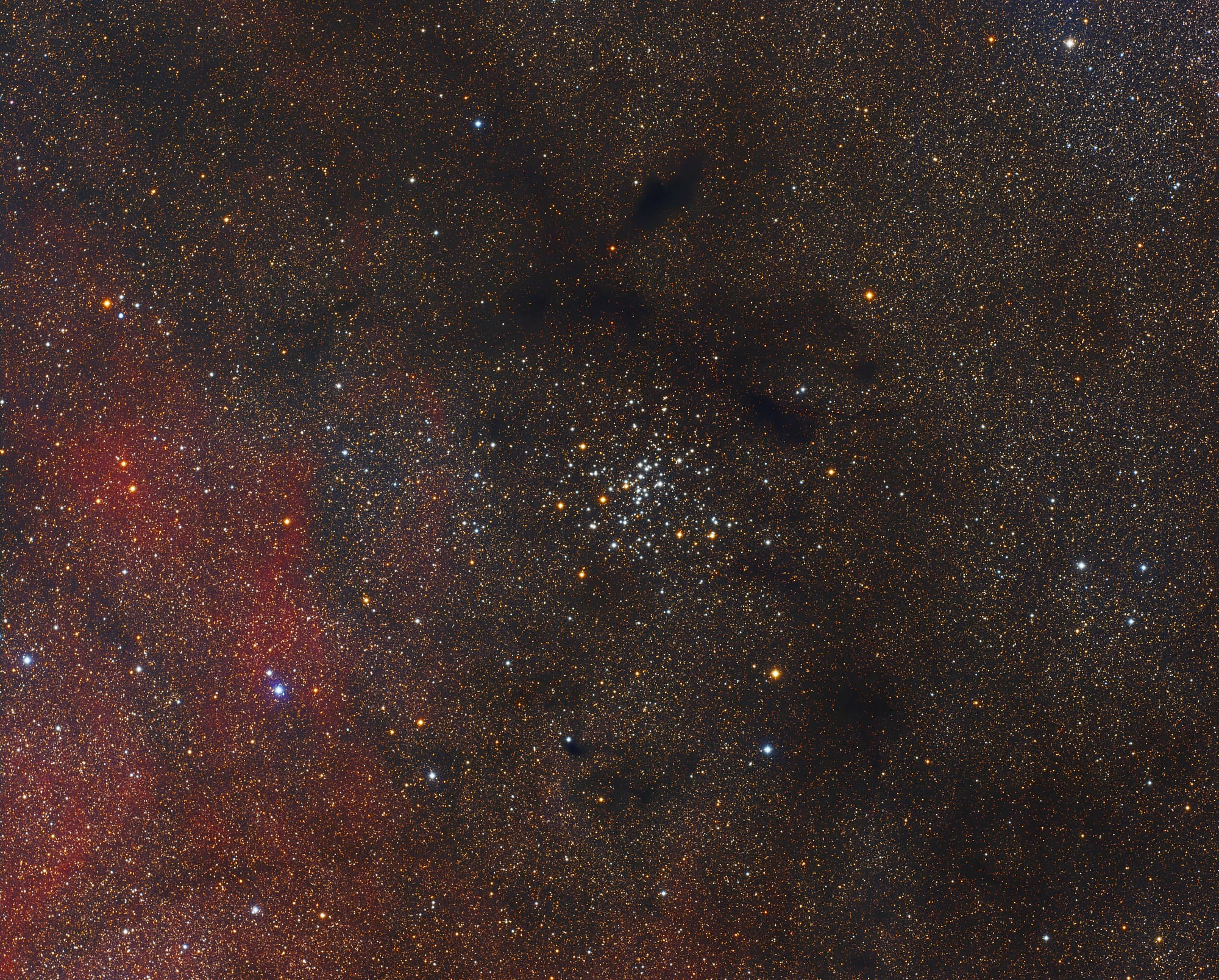 NGC6124 und Lupus 6 - Spektrum der Wissenschaft