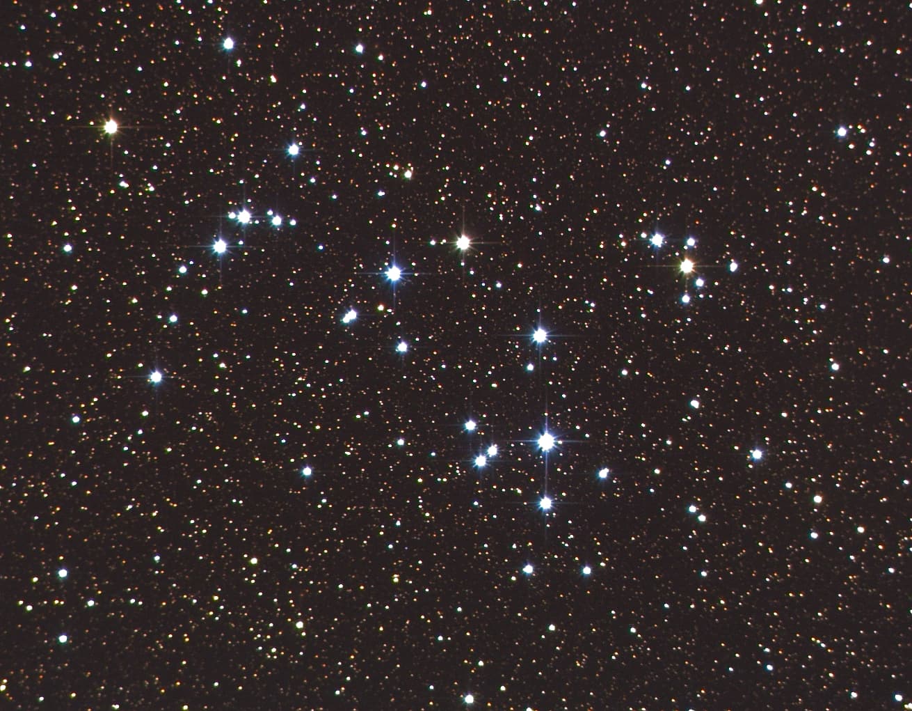 NGC6633 ein junger offener Sternhaufen im Schlangenträger - Spektrum ...