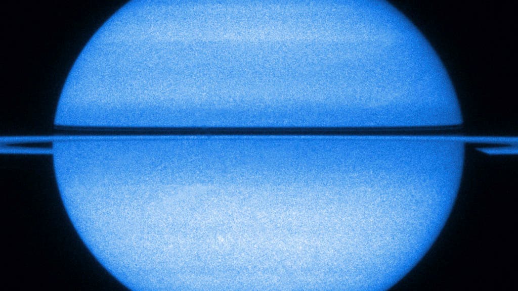 Ringplanet: Die Polarlichter auf Saturn - Spektrum der Wissenschaft