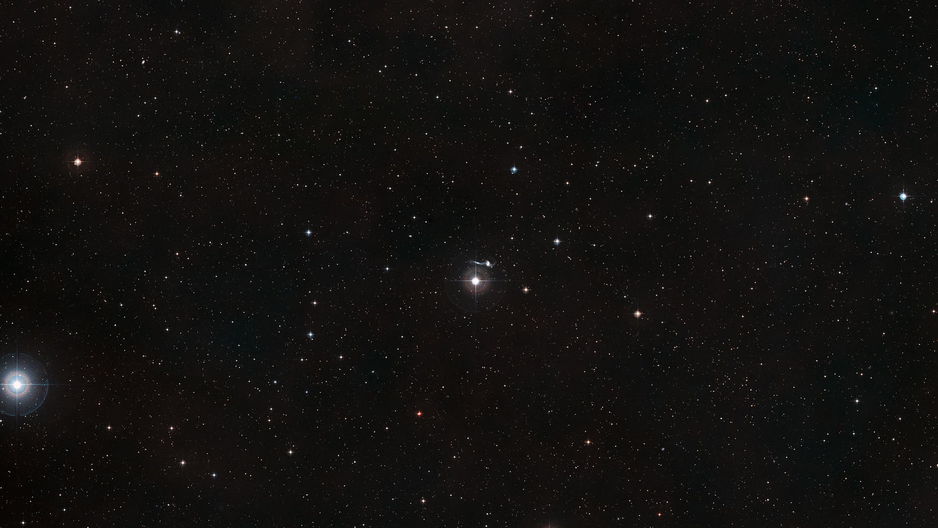 NGC 7714 – eine Galaxie mit Gezeitenschweifen - Spektrum der Wissenschaft