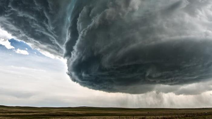 Zeitraffer-Aufnahmen zeigen gewaltigen Sturm im Anzug - Spektrum der ...