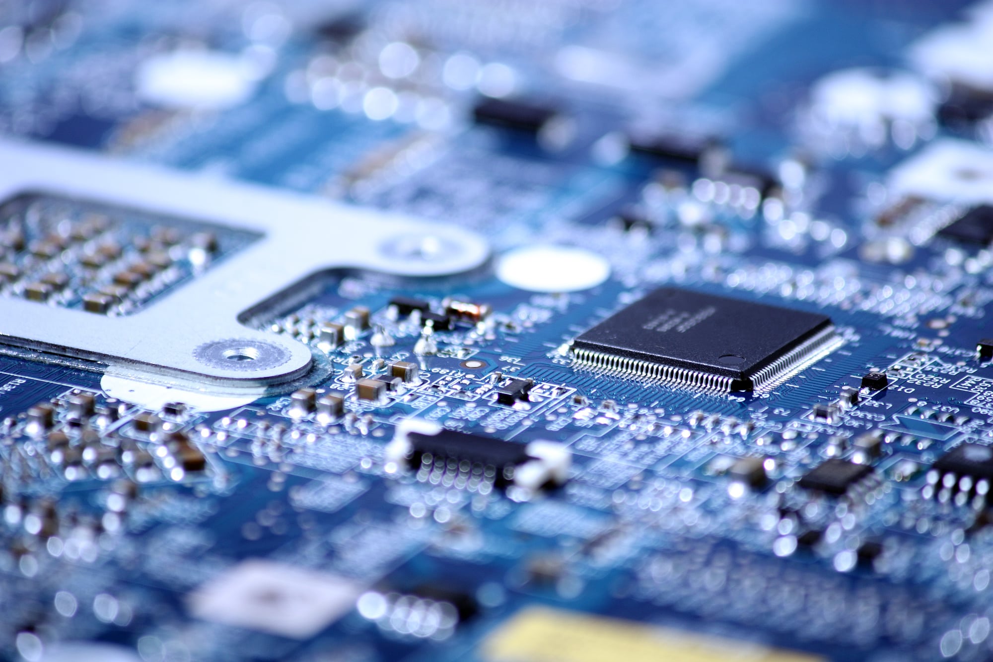 Informationstechnologie: Mehr als Moore - Spektrum der Wissenschaft